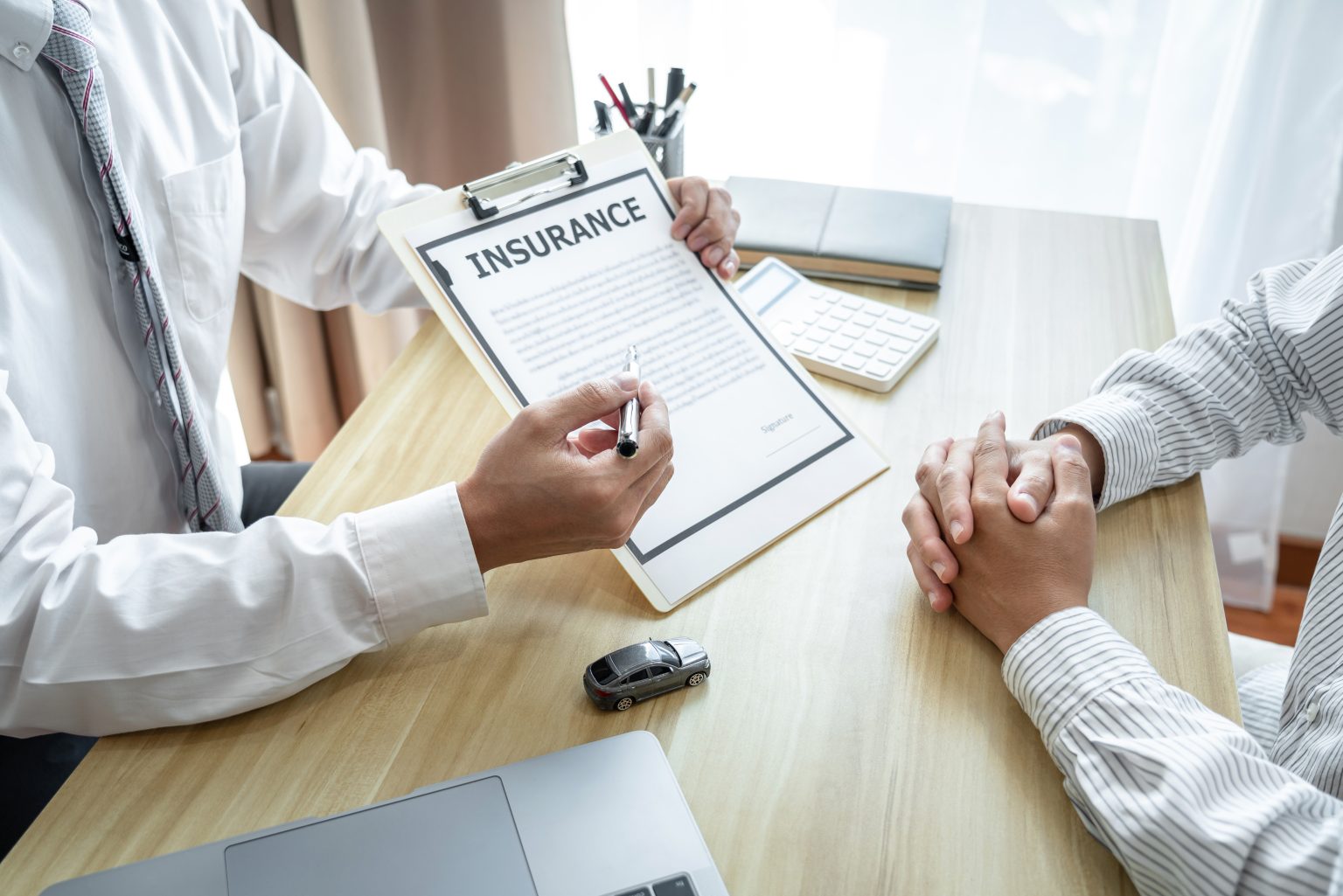 Should You Accept an Insurance Settlement Offer After an Accident?